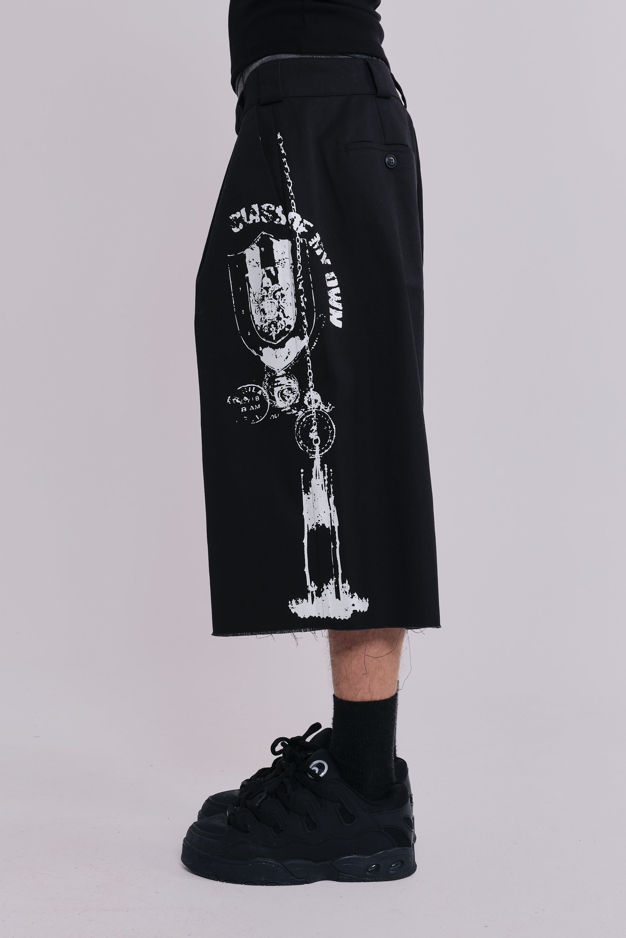 Grave XL Goliath Shorts | Jaded London | Clothing